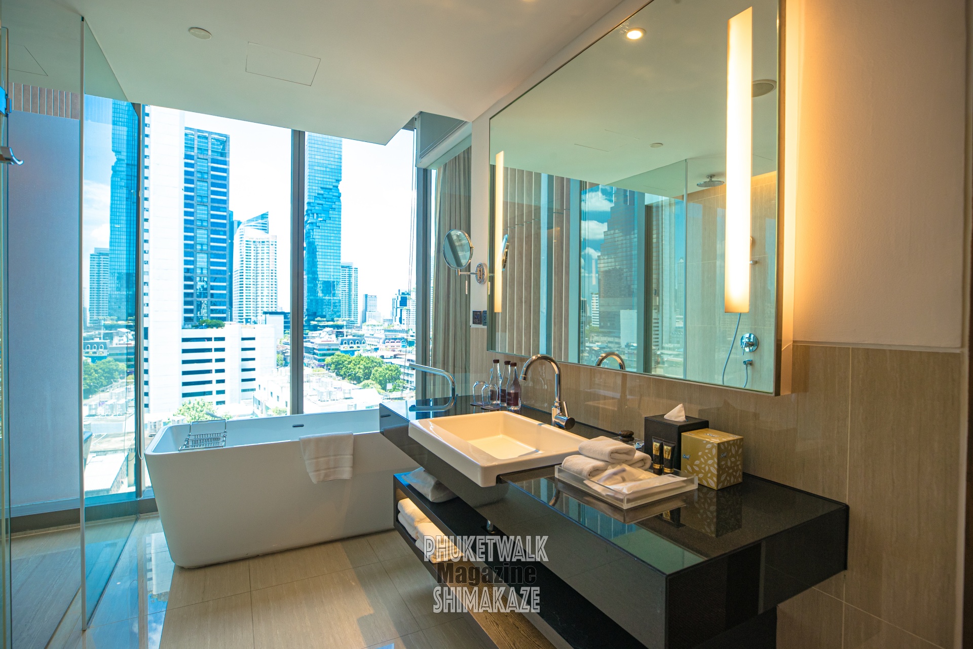 【Amara Bangkok Hotel】Hotel Review - Silom Bangkokー Suite Room